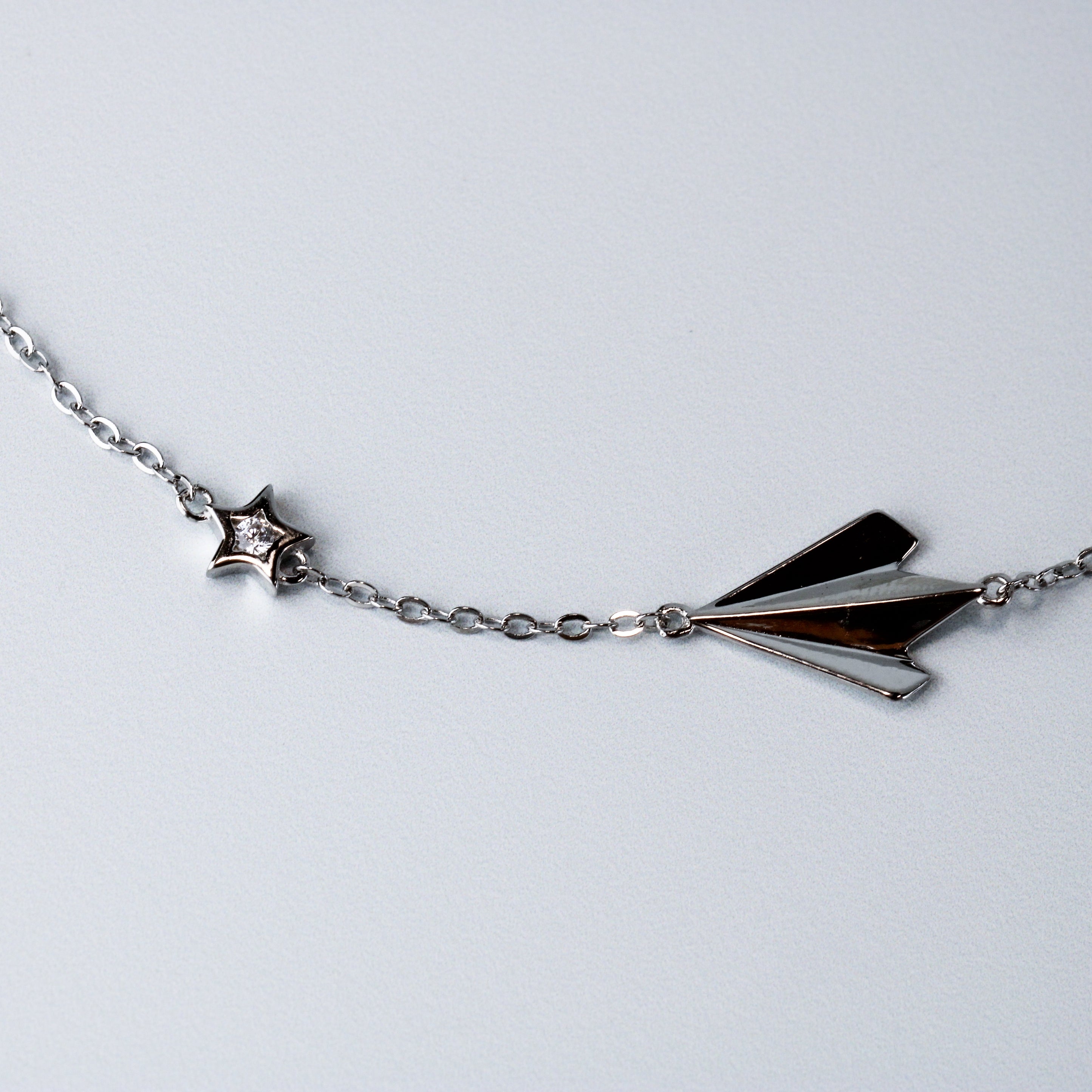 Sterling Silver Paper Plane Charm Anklet – Chic Stories