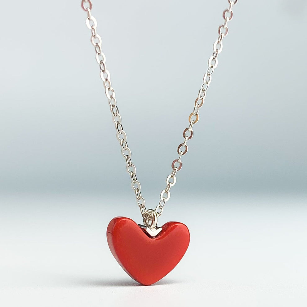 Sterling Silver Red Heart Pendant Necklace – Chic Stories